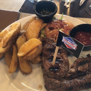🍔 Pretelt Gourmet Meats (Costa Verde), Panamá | Restaurante Americana ...